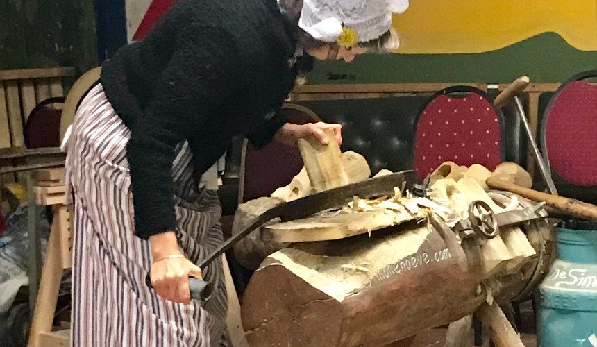 The Simonehoeve Cheese Farm & Clog Factory , Volendam, The Netherlands