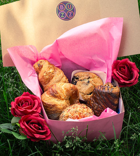 breakfast in bed box