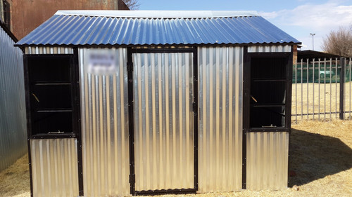 Zozo Hut - Windows | squeezas