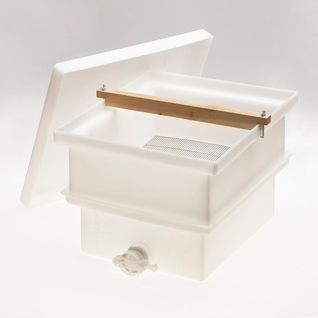 Deluxe Uncapping Tub Complete Kit (Pierce) | Johnsons Bees
