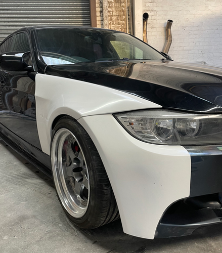 BMW e90/e91 front wings | fibre-factory