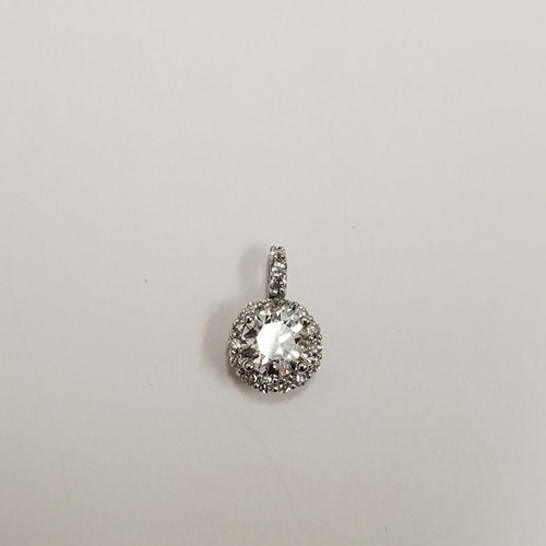 Halo Pendant | GEM GENIUS Diamond Fine Jewelry | Gem Genius