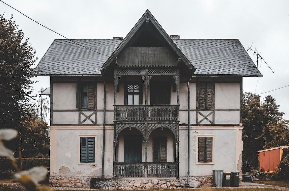 The Ultimate Guide to Selling a House in Bad Condition: Tips and Tricks