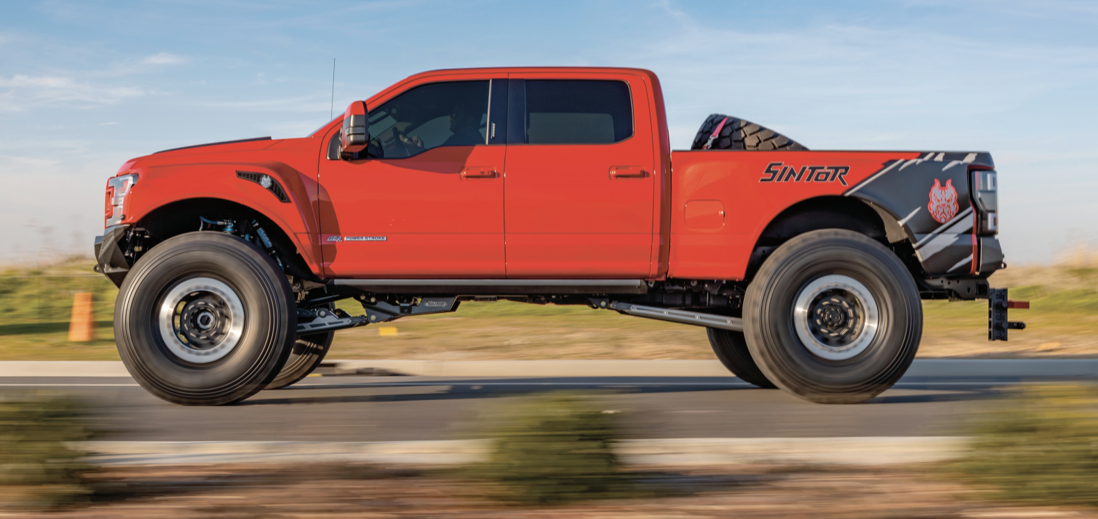 Sintor Trucks - The World's First Supertruck