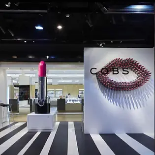 Top Custom Cosmetics Display Design & Manufacturer | Caamatech