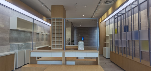 Museum fixtures shop rack products display shelving | Caamatech