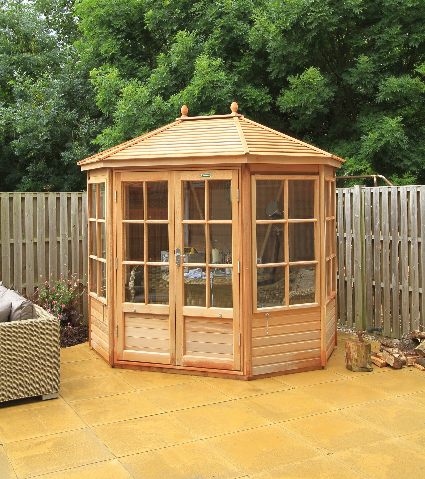 Types of Garden Structures | Service Clic