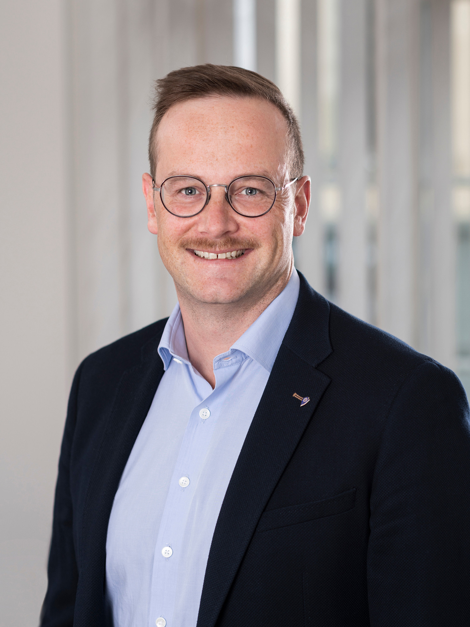 OLIVER STEINER | Indigo