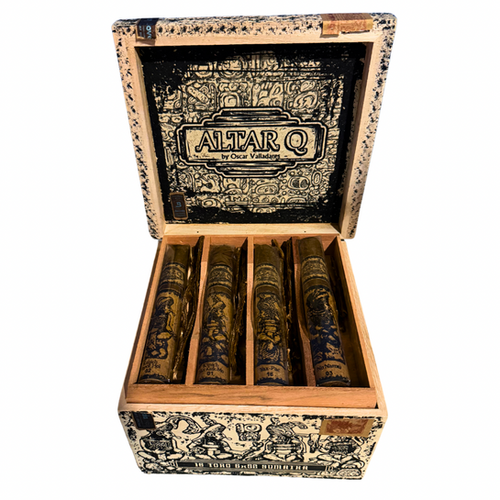 Altar Q by Oscar Valladares | ROVS Corp.