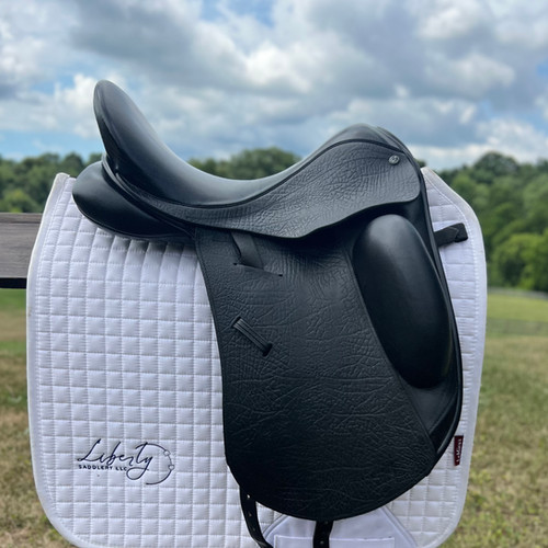 16.5" N County Epiphany Fwd Flap | Liberty Saddlery LLC
