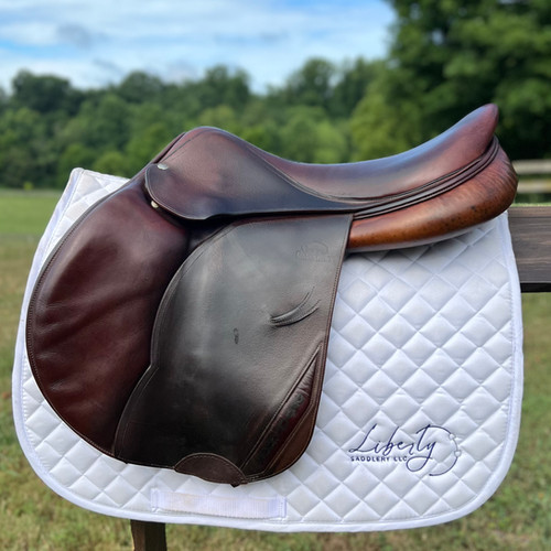 18" Devoucoux Oldara 3A | Liberty Saddlery LLC
