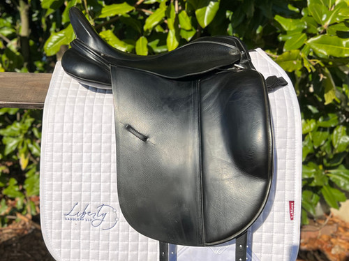 17.5" Albion Platinum Ultima | Liberty Saddlery LLC