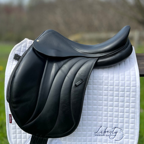 18" Devoucoux Milady 2A | Liberty Saddlery LLC