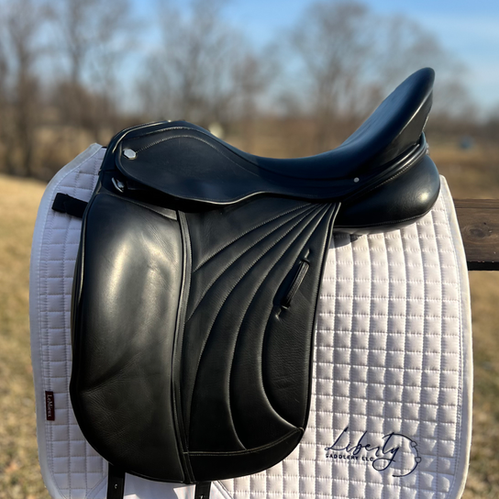 17.5" MW Albion Platinum Genesis | Liberty Saddlery LLC