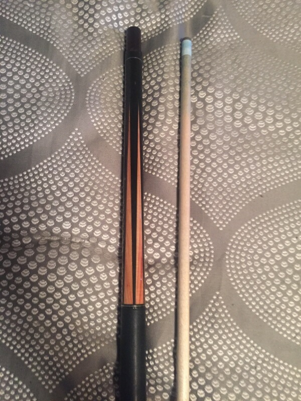 Pool table | United States | Mike Curby Custom Cues