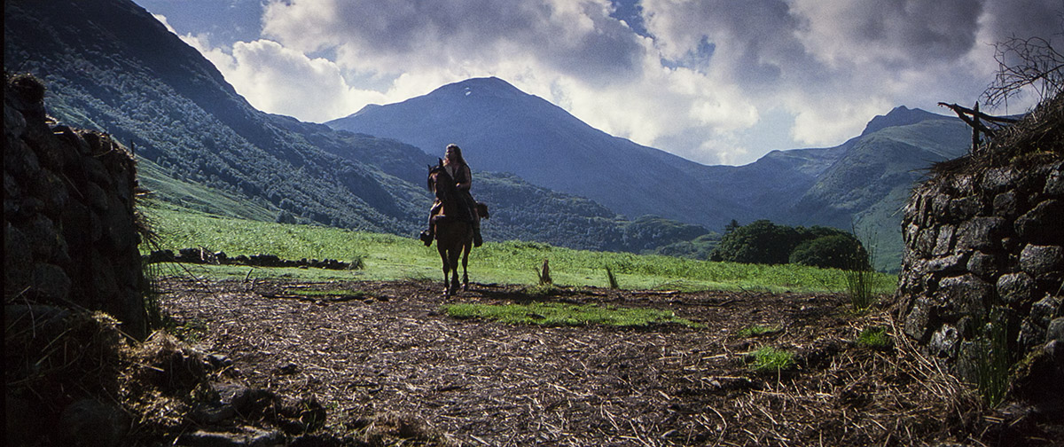 Still under siege, “Braveheart” battles onto 4K
