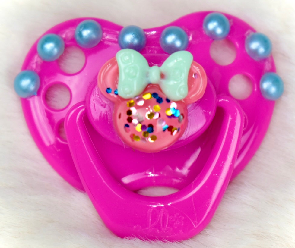 minnie-mouse-bling
