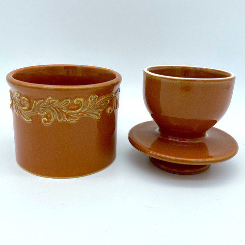 L Tremain Original French Butter Bell Crock in Brown | Squirrel Pantry 1