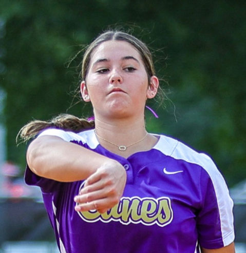 Lady Canes, Lady Colonels pick up region wins