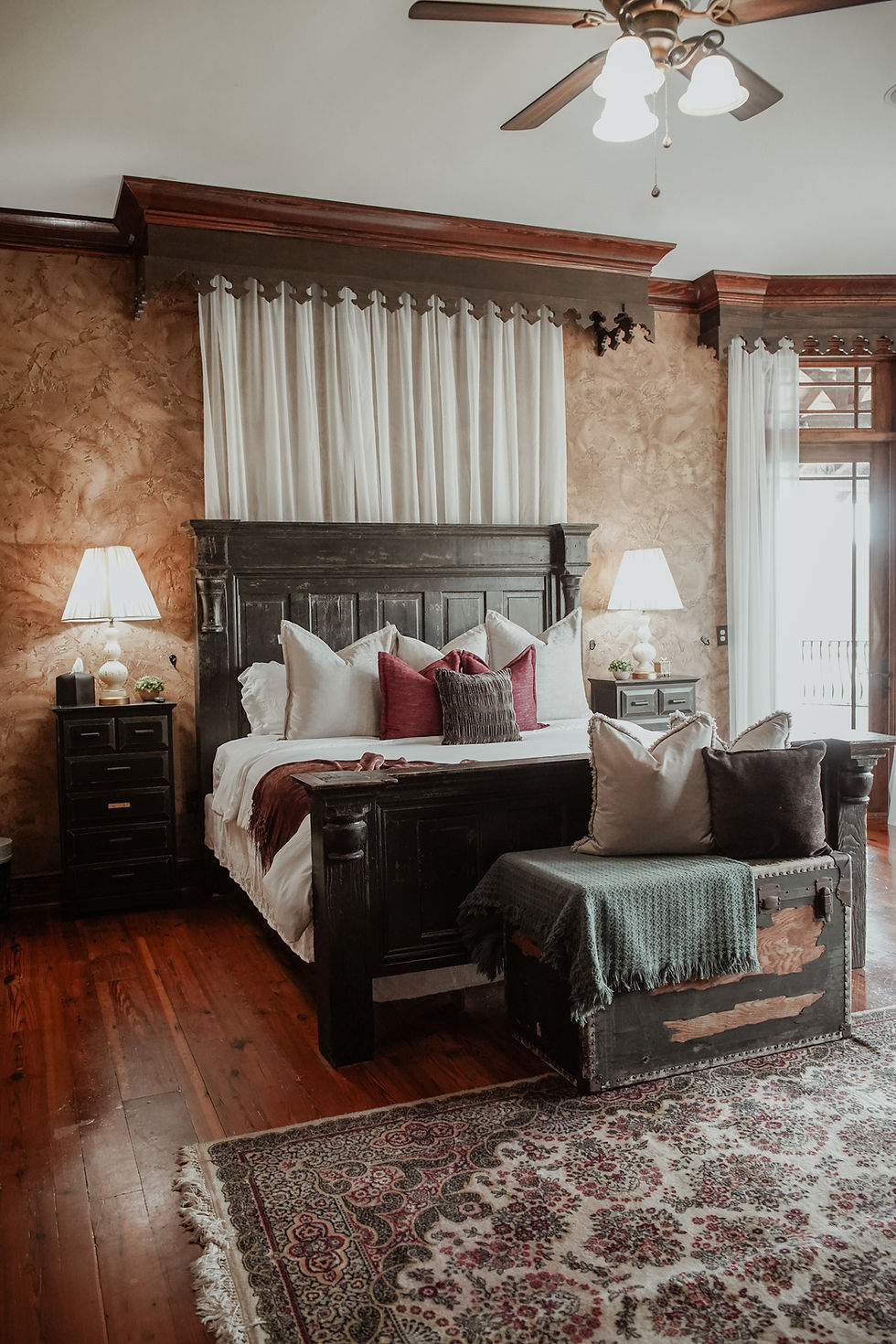 LODGING | Threelakesmanor