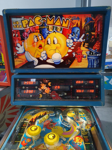 MR & MRS PAC-MAN PINBALL MACHINE | Amusement Worx