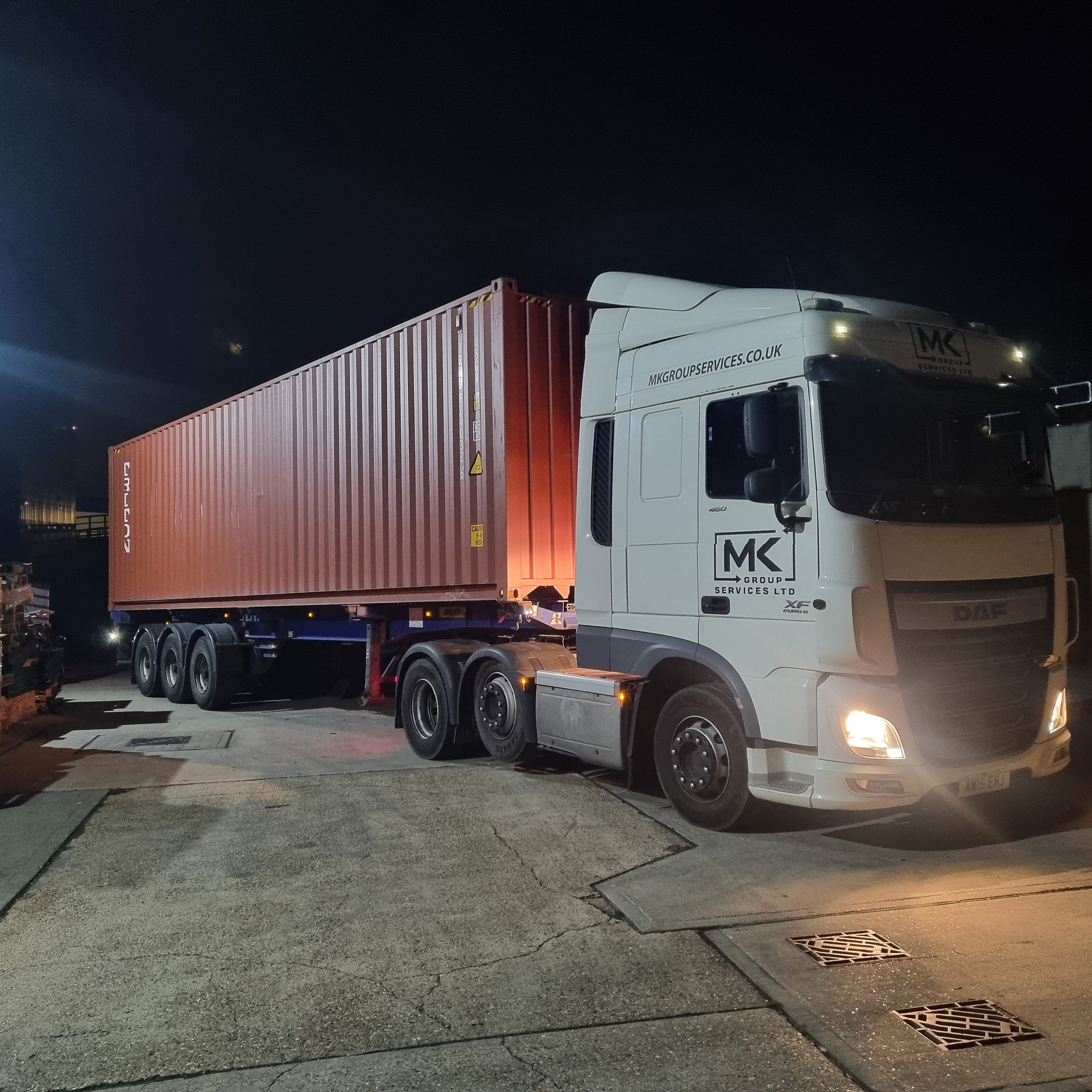 DAY & NIGHT CONTAINER SHUNTING | MK Group Services Ltd