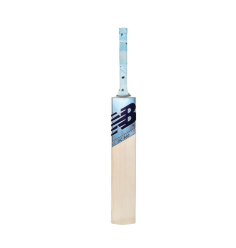 New Balance DC 840 English Willow Cricket Bat | MAXCRICKET SPORTS
