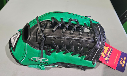 Akadema 12.75" Pro Custom Outfield Glove | The Vet