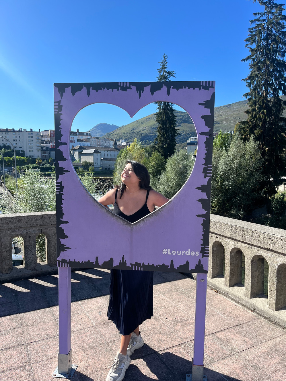 Ninu In Wonderland: Budget Travel Tips & Adventures