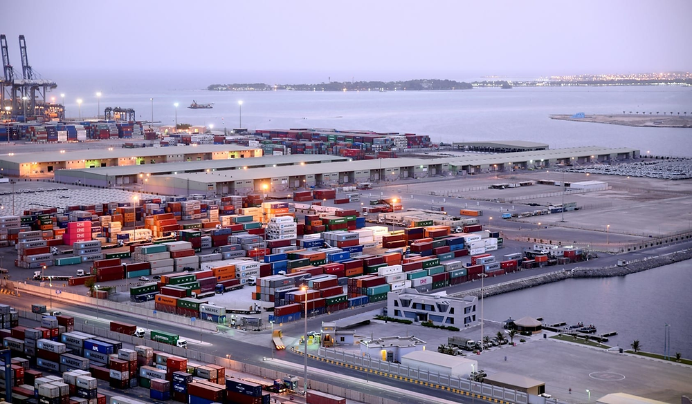 MAWANI Expands Jeddah Port’s Reach with FEM1 Shipping Service