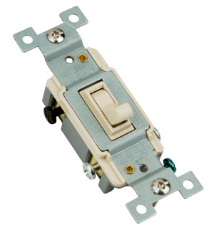 THREE-WAY TOGGLE SWITCH 15A 120V AC RATED | Electrical Supply's