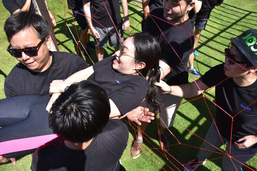 Spider Web Team Building activity Thailand | Beunite Co. Ltd.