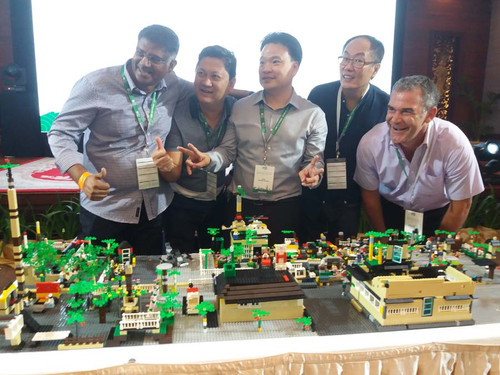 Team Building Activity with legos in BKK | Beunite Co. Ltd.