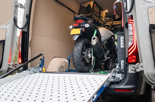 Swivel Loading Ramps | National Fleet Products