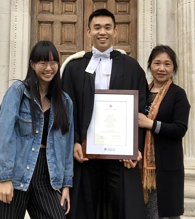 About | In2MedSchool