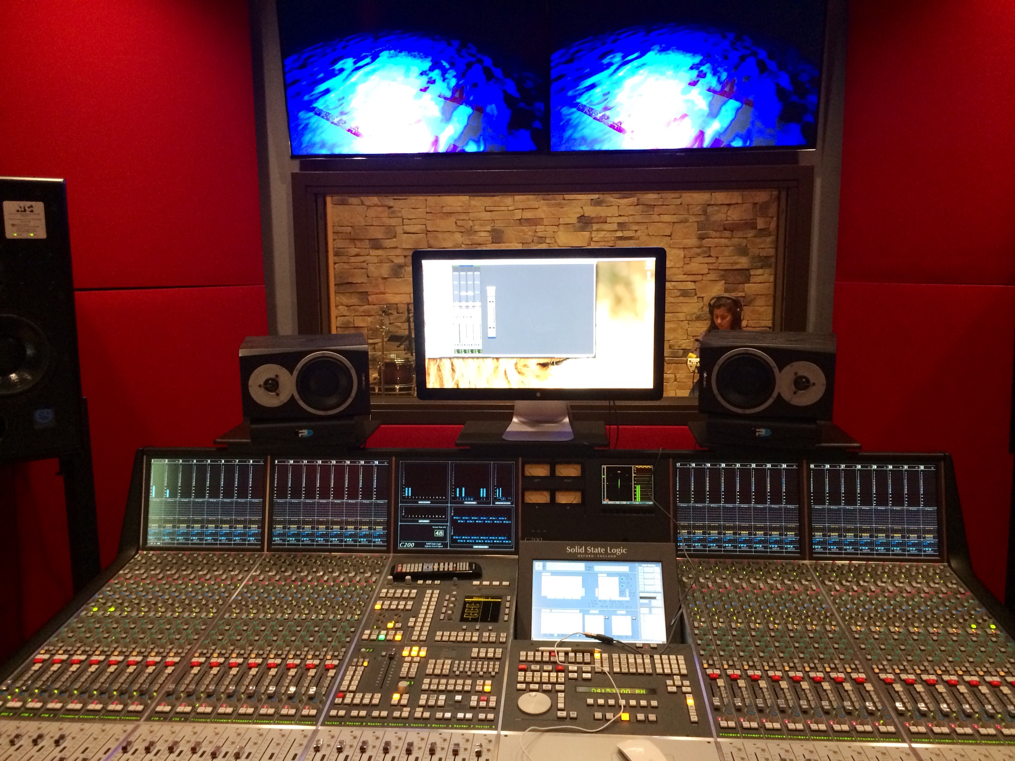 Dwelling Room Studios | Cleveland, TN | Professional Recordng Studio