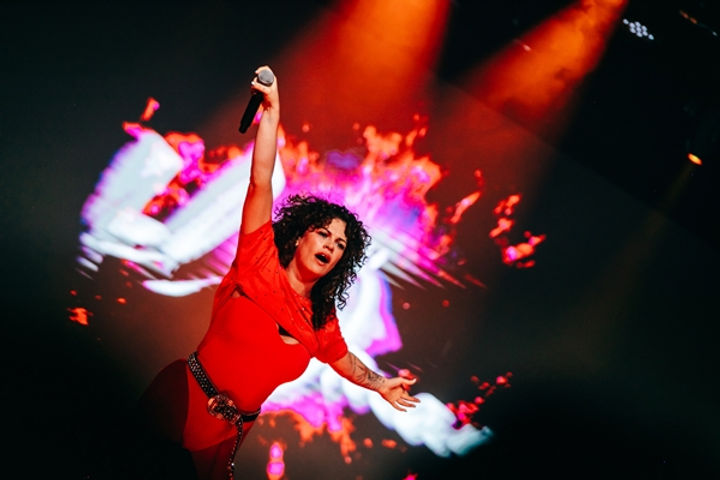 Mel Ömana presenta su nuevo hit ‘Malcriá’ en la PrePartyES de ...