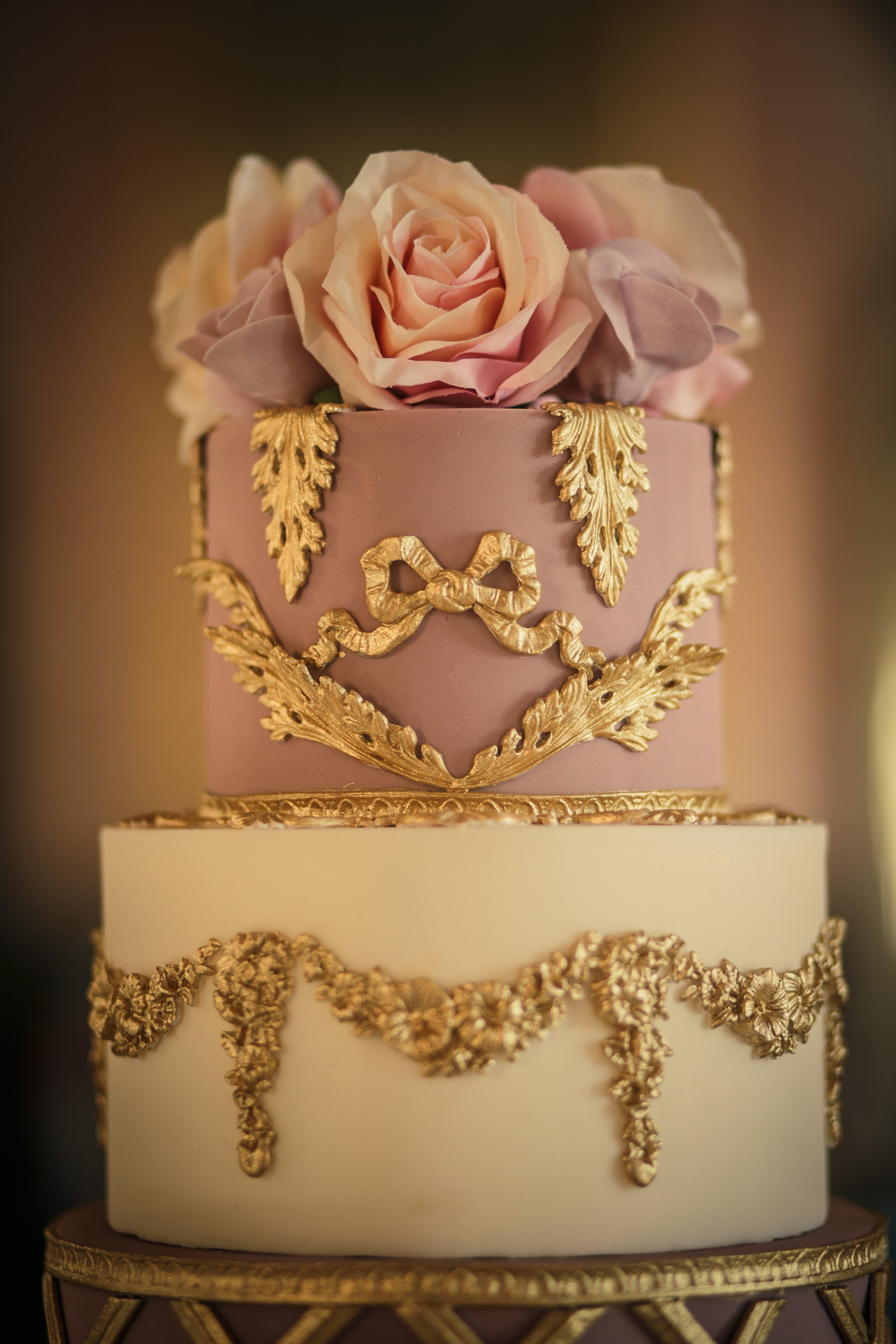 Luxury Wedding Cakes | Portugal | A Taste of Decadence by Louise