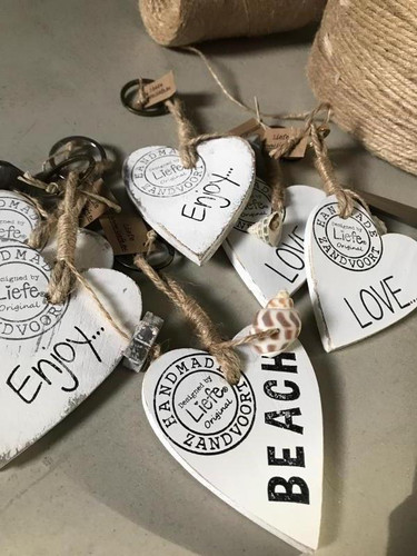 Wooden key hearts | Liefe