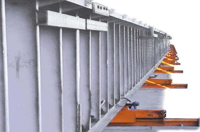 Hamilton Form | Products | EZ-Roll Form Movement System