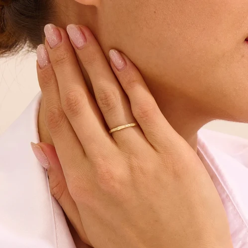 18K Solid Gold Slim Wedding Ring | The Karat Store