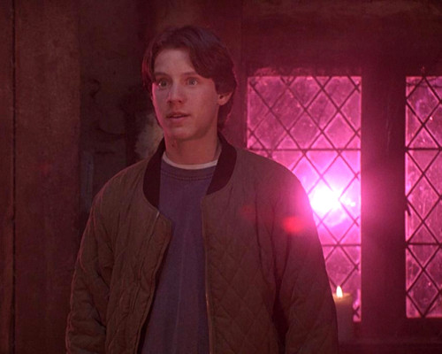 Omri Katz - Max - Hocus Pocus - 8x10 & 11x14 Photo | CelebWorx