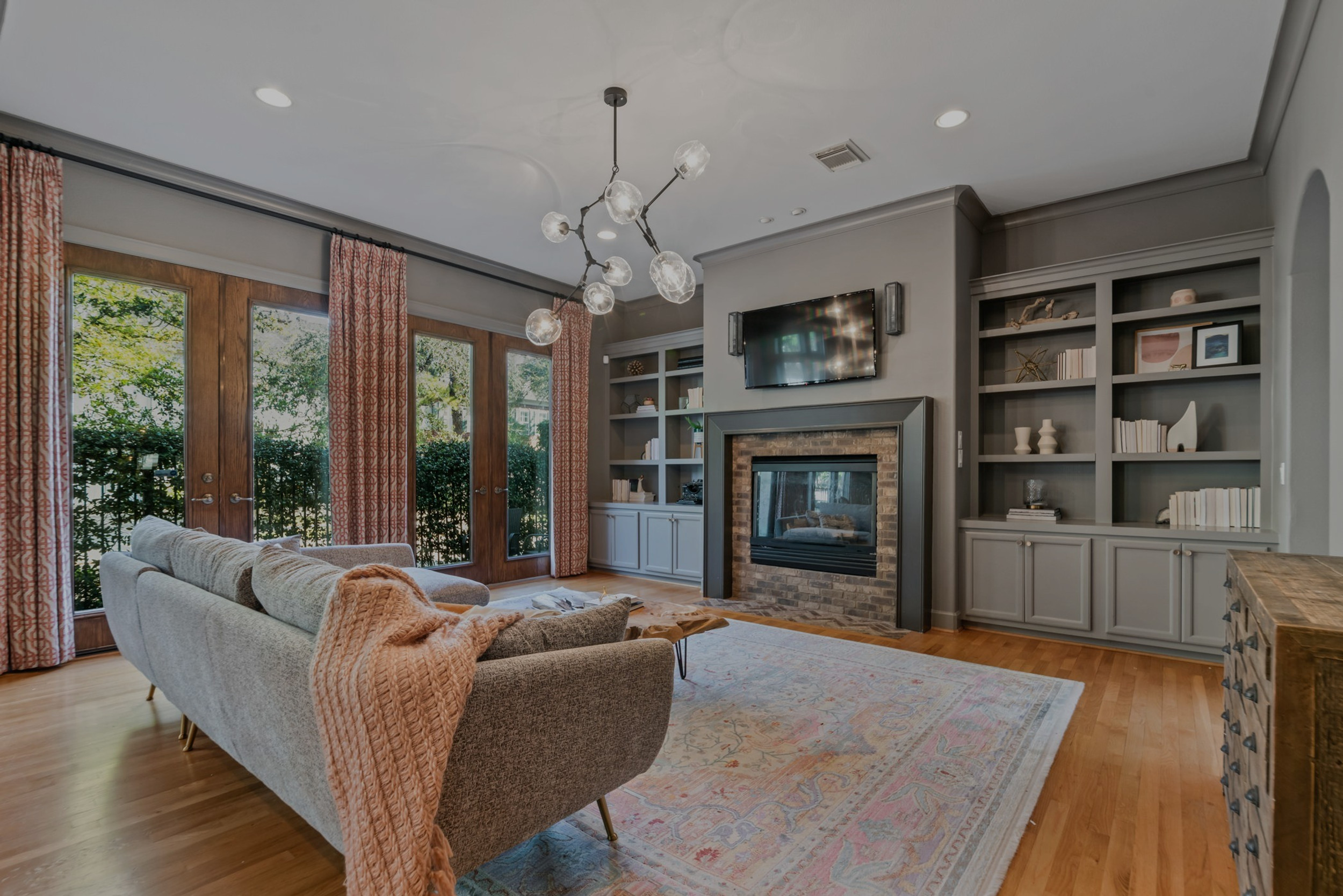 COMMON GROUND HOUSTON COMMERCIAL REAL ESTATE PHOTOGRAPHER | CONTACT US