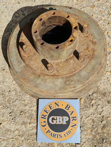 Banjo front hub & brake drum, conventional (take-off) | Green Barn Parts