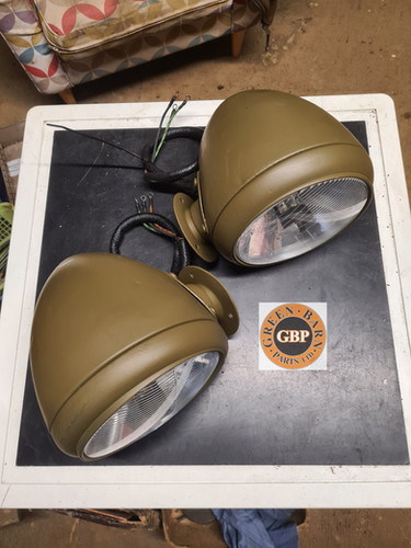 Headlamp units, pair. 6, 12 or 24volt (refurb) | Green Barn Parts