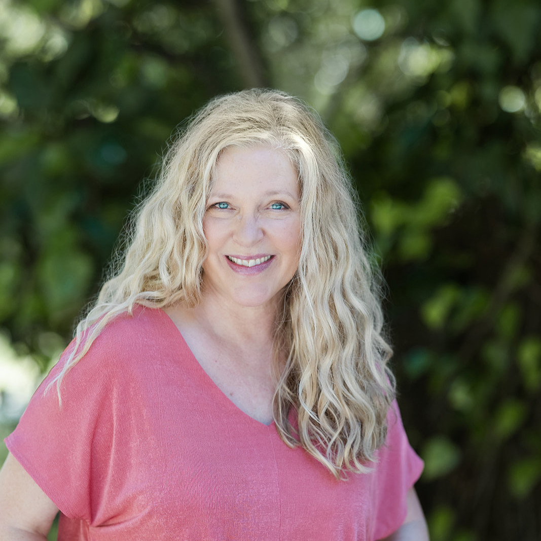 Oakland Interior Designer | Certified in CA | Interiors by Brenda