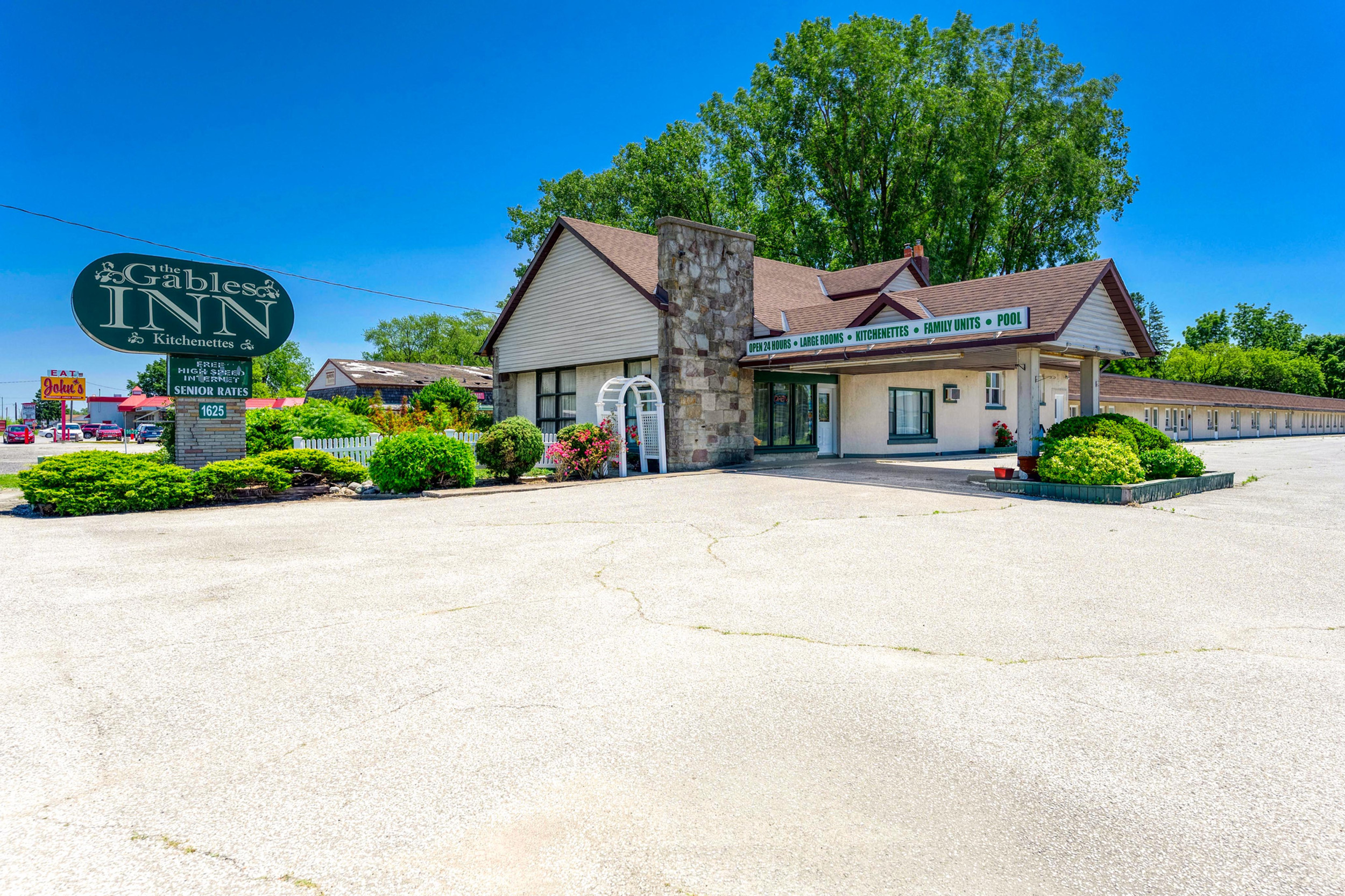 About Us | The Gables Inn