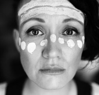 KONSTANTINA - Artist Profile - Cooee Art Leven