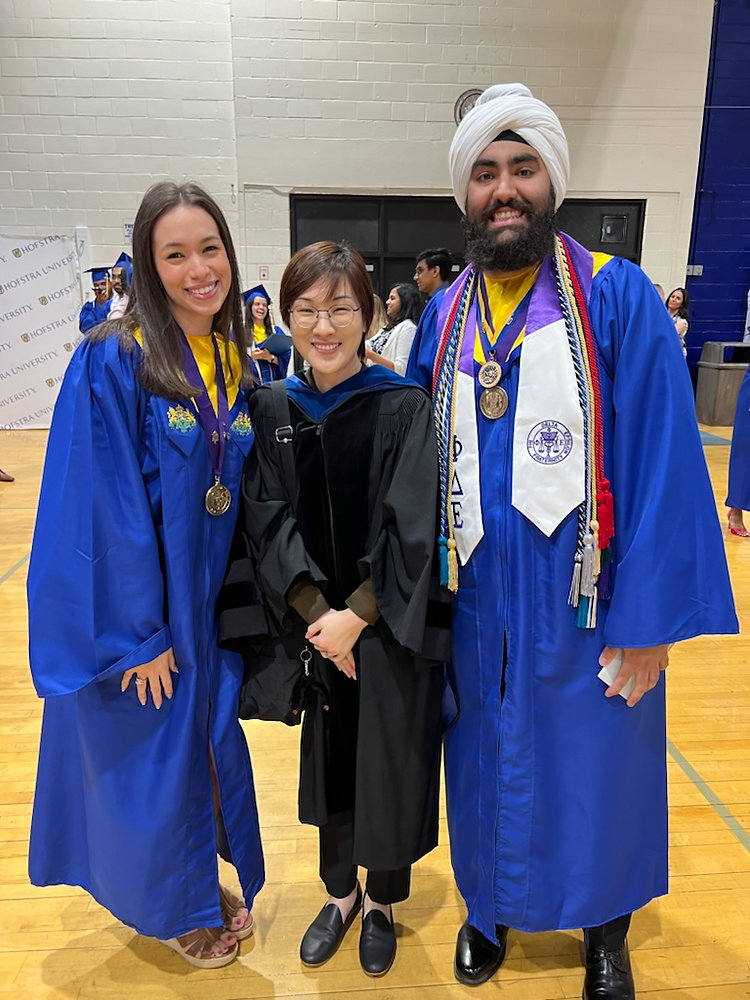 Congratulations to our lab graduates!