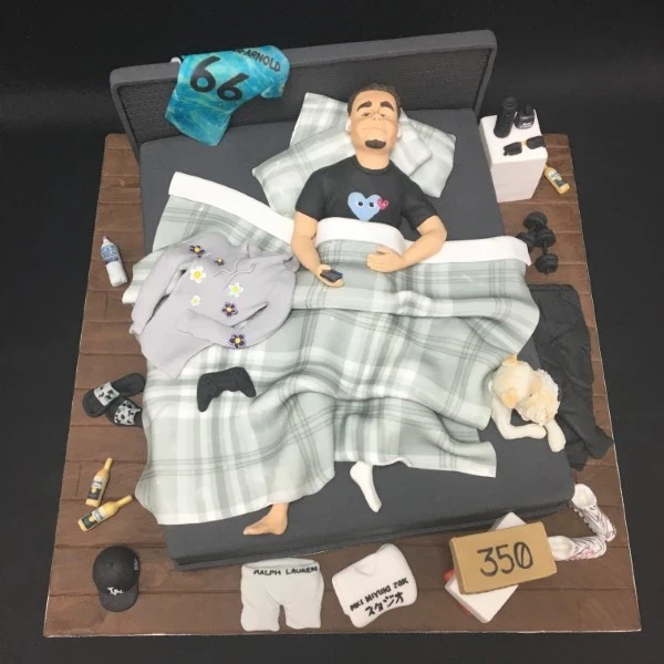 Custom Messy Bed Cake Birthday Bespoke Celebration Cake for Kids ...